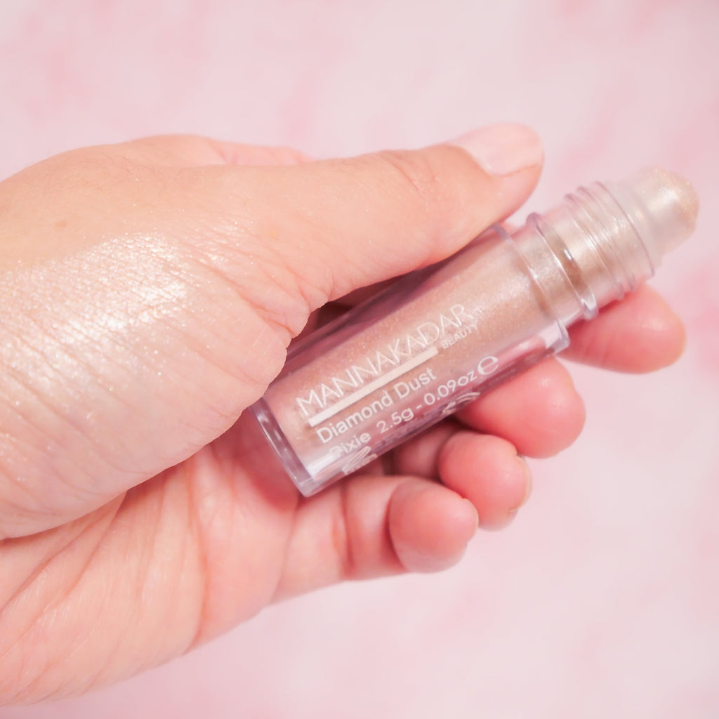 Diamond Dust Roll-On Eyeshadow, Highlighter, Shimmer